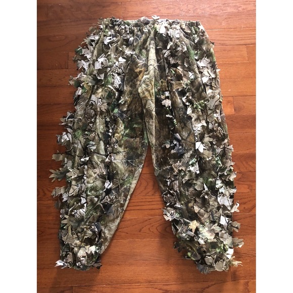 The Unbranded Brand | Pants | Mossy Oak Leafy 3d Camo Hunting Pants ...